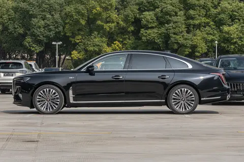 新车 | 插电混动中大型车/奔驰E级PHEV同级，红旗H9 PHEV发布_懂车帝