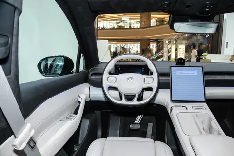 预算30万买SUV，宝马X3还是蔚来ES6？看完对比你就知道了_懂车帝