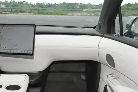 长安启源E07试驾体验：拥有"国产Cybertruck"之美称_懂车帝