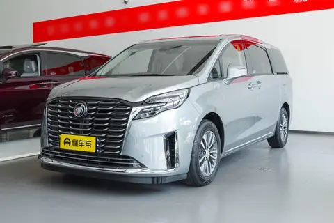 全新别克GL8陆尊正式上市，与老款车型对比变哪了？怎么选最值？_懂车帝