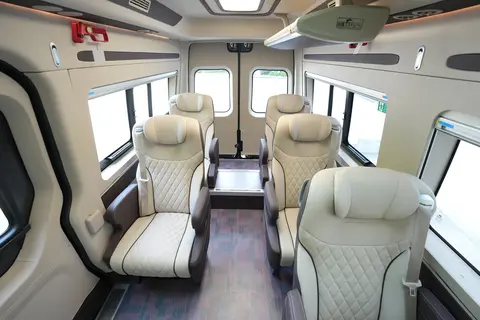 新车 | 售25.38万元起 2025款宇通天骏V6上市 2.3T柴油机/全顺T8同级_懂车帝