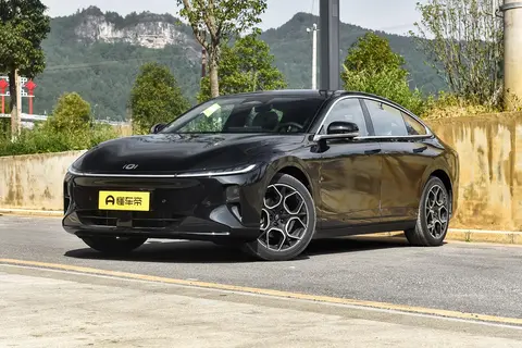 资讯｜增泊车系统/交互体验升级，长安启源A07开启OS 2.1版本OTA_懂车帝