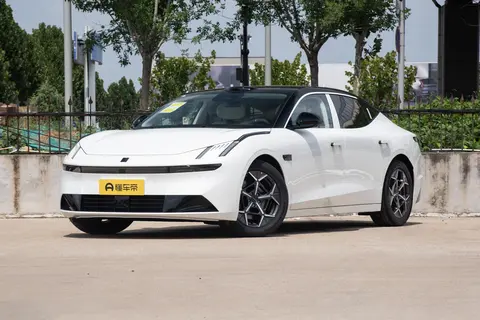 新车｜现款14.99万元起/4款紫色涂装，奇瑞风云A9L新配色官图_懂车帝