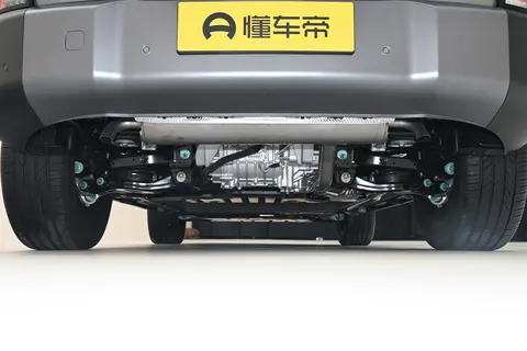 490马力续航1300km！方程豹钛7硬刚理想L6，自带怀挡冰箱_懂车帝