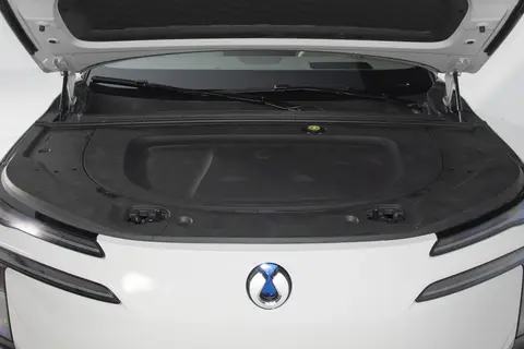 30 万级六座 SUV 爆款制造机？腾势 N8L 能否复制 D9 成功_懂车帝