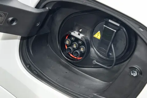 新车｜售15.98万元起/标配华为ADS 4，尚界H5上市，全新中型SUV_懂车帝