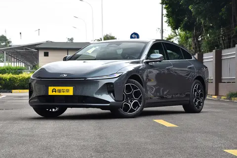 资讯｜增泊车系统/交互体验升级，长安启源A07开启OS 2.1版本OTA_懂车帝