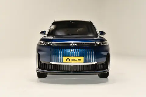 新车 | 六座增程SUV/搭双电机/车长超5.1米 奇瑞风云T11首辆PT车下线_懂车帝