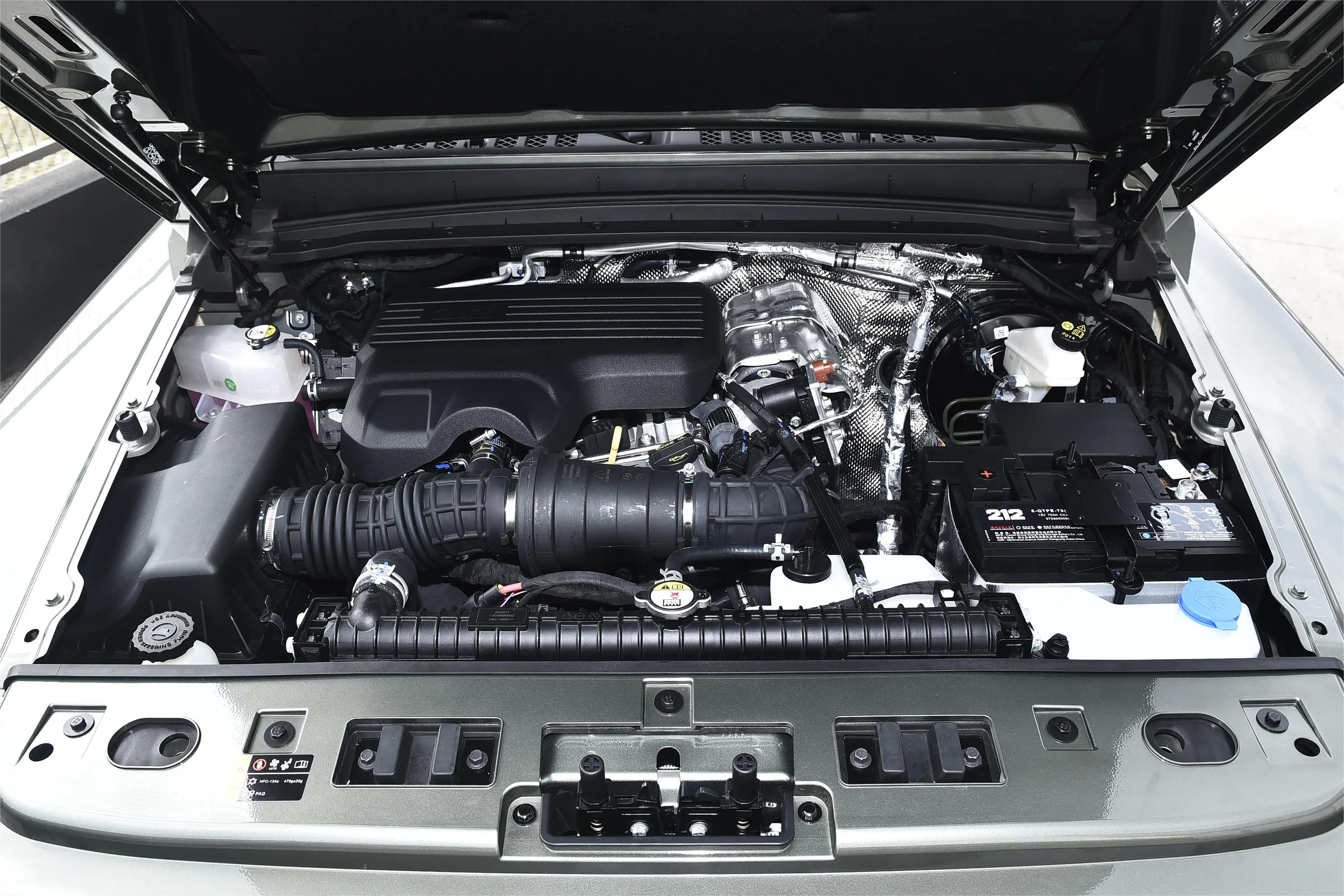 新车 | 售13.99万元起，2.0T+8AT动力/硬派SUV，全新212 T01正式上市_懂车帝