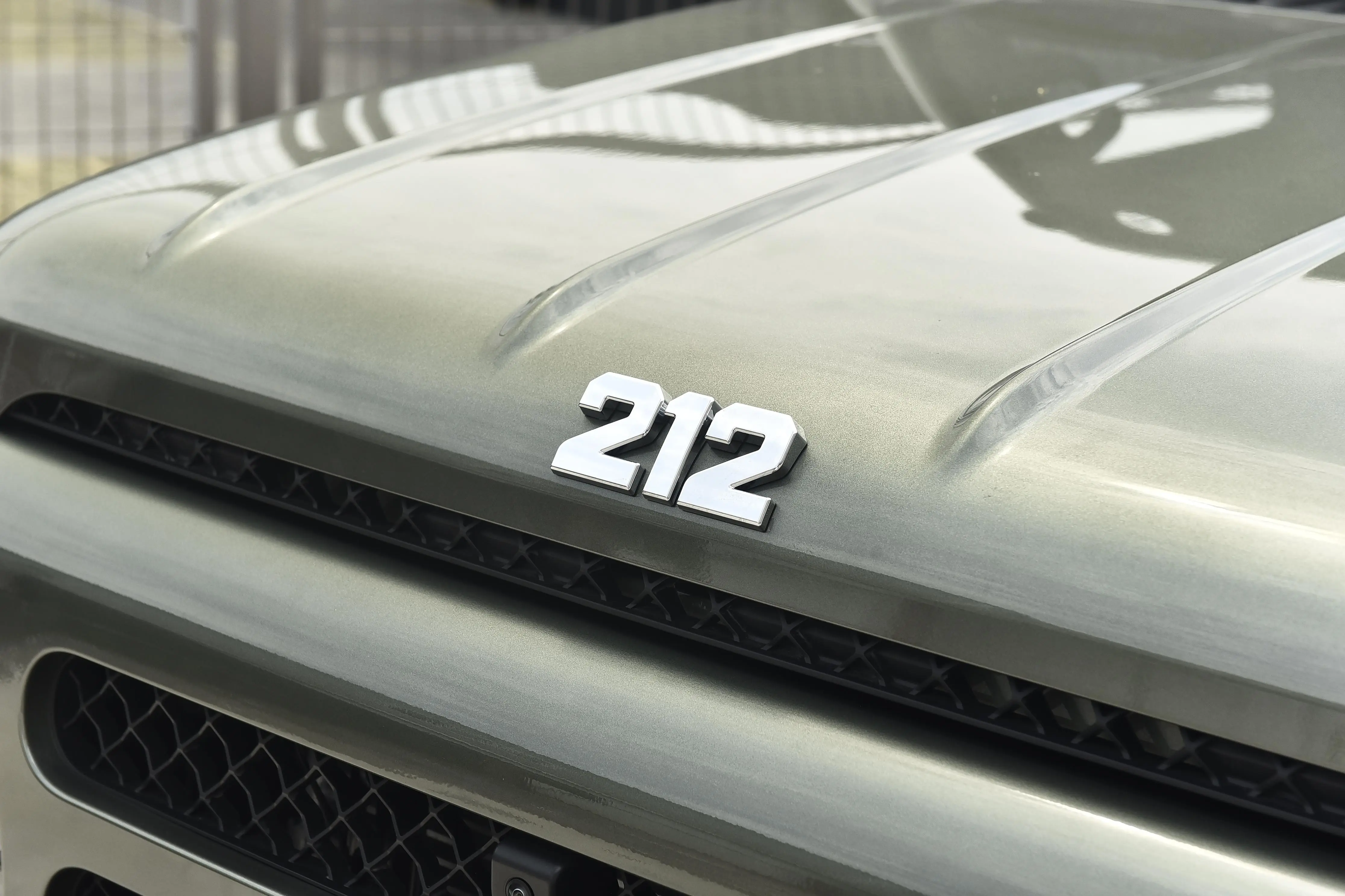 新车 | 售13.99万元起，2.0T+8AT动力/硬派SUV，全新212 T01正式上市_懂车帝