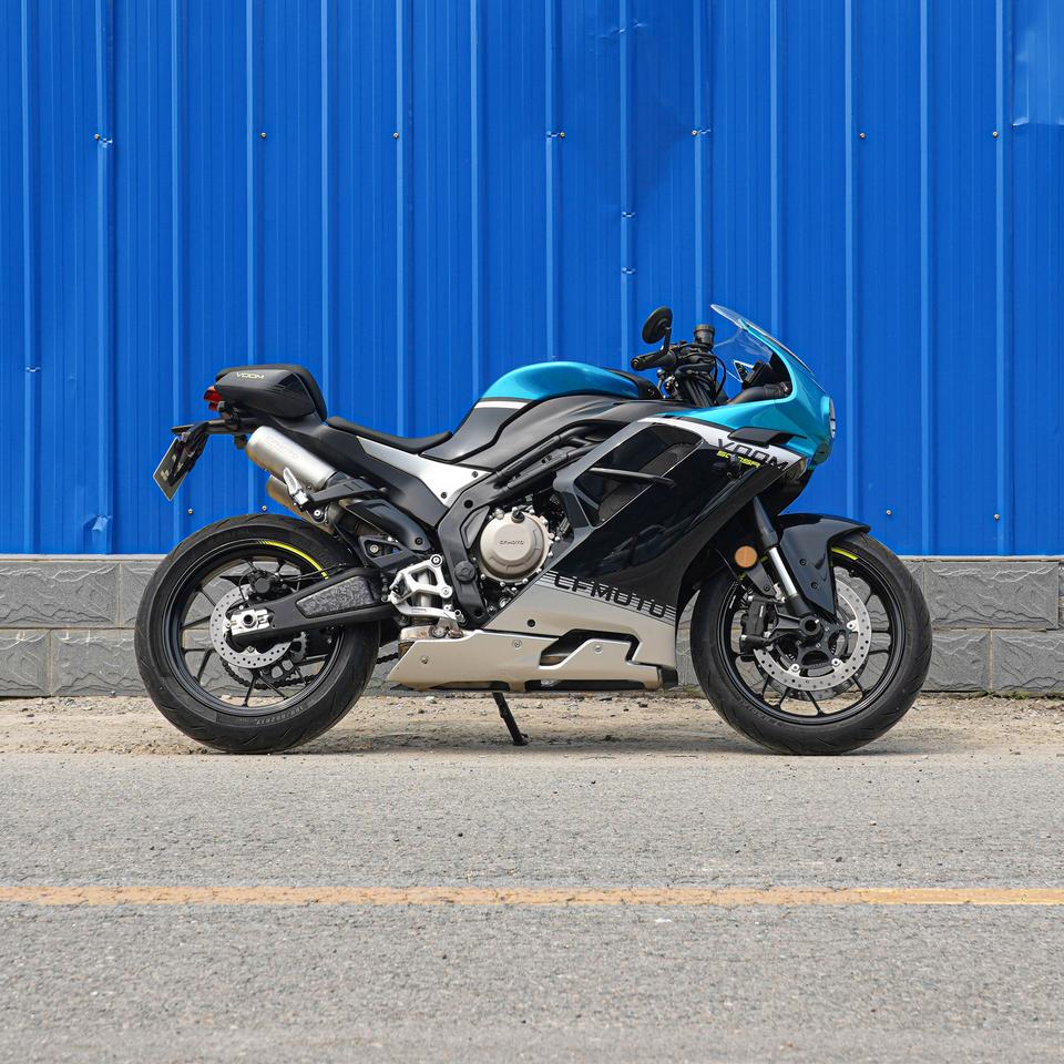 【春风 500SR VOOM】春风_春风 500SR VOOM报价_春风 500SR VOOM图片_懂车帝